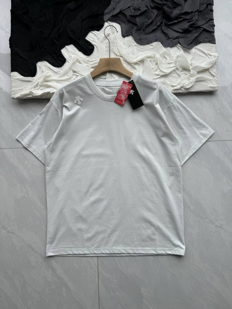 Budget-friendly Descente T-Shirts