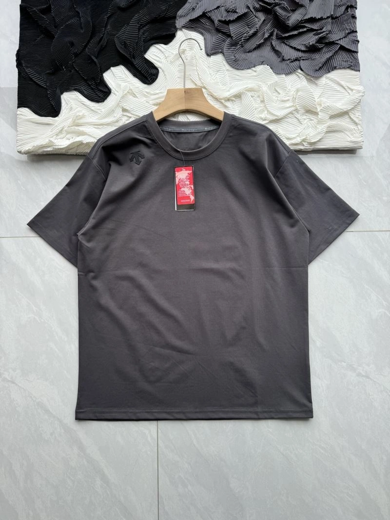 Budget-friendly Descente T-Shirts