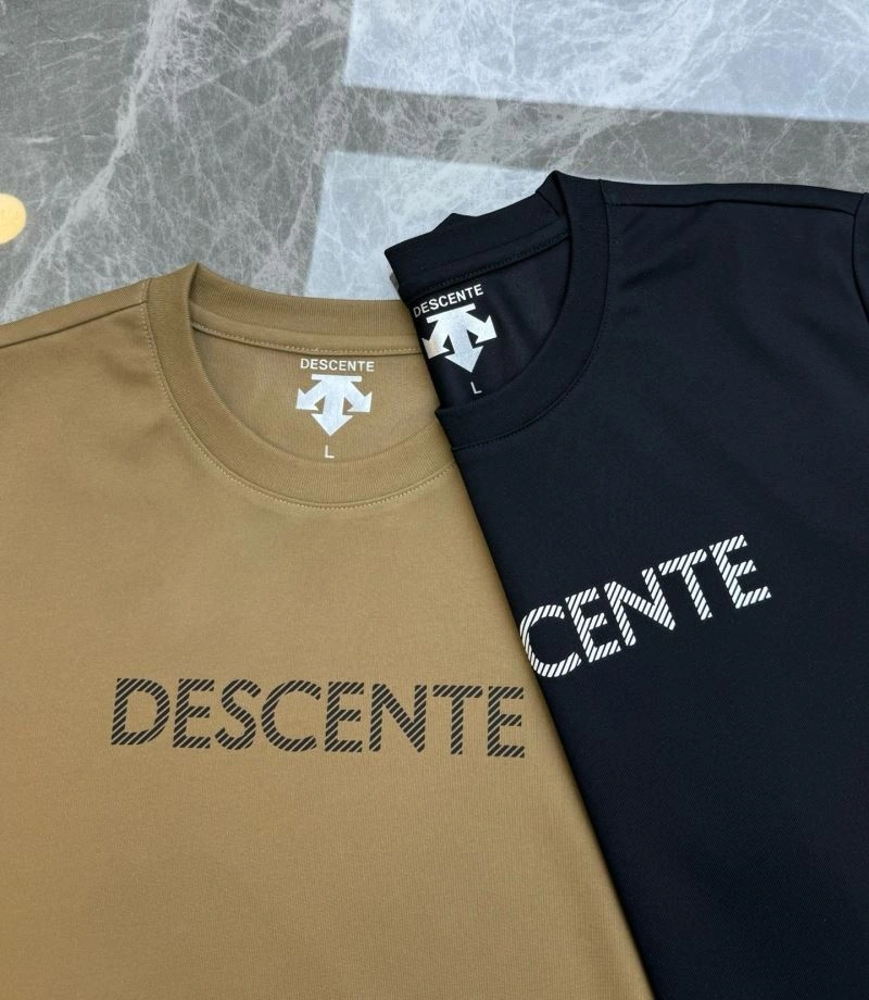 Low-cost Descente T-Shirts