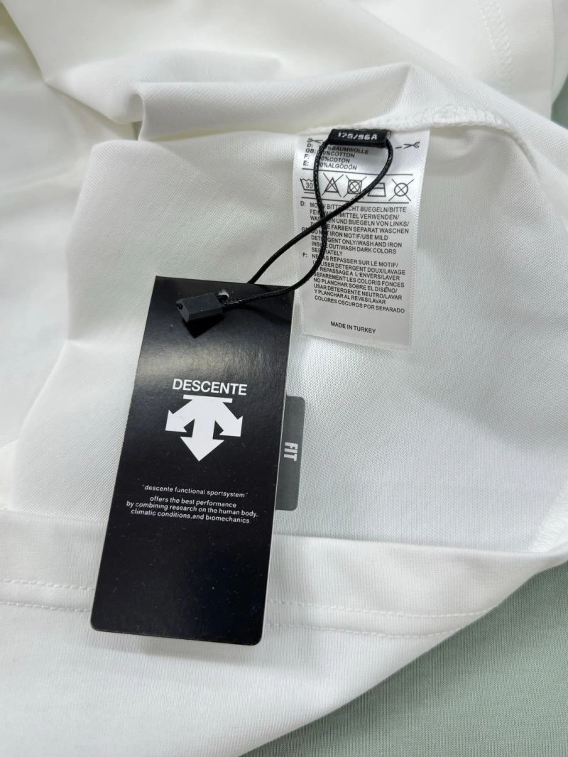 Precise copy Descente T-Shirts