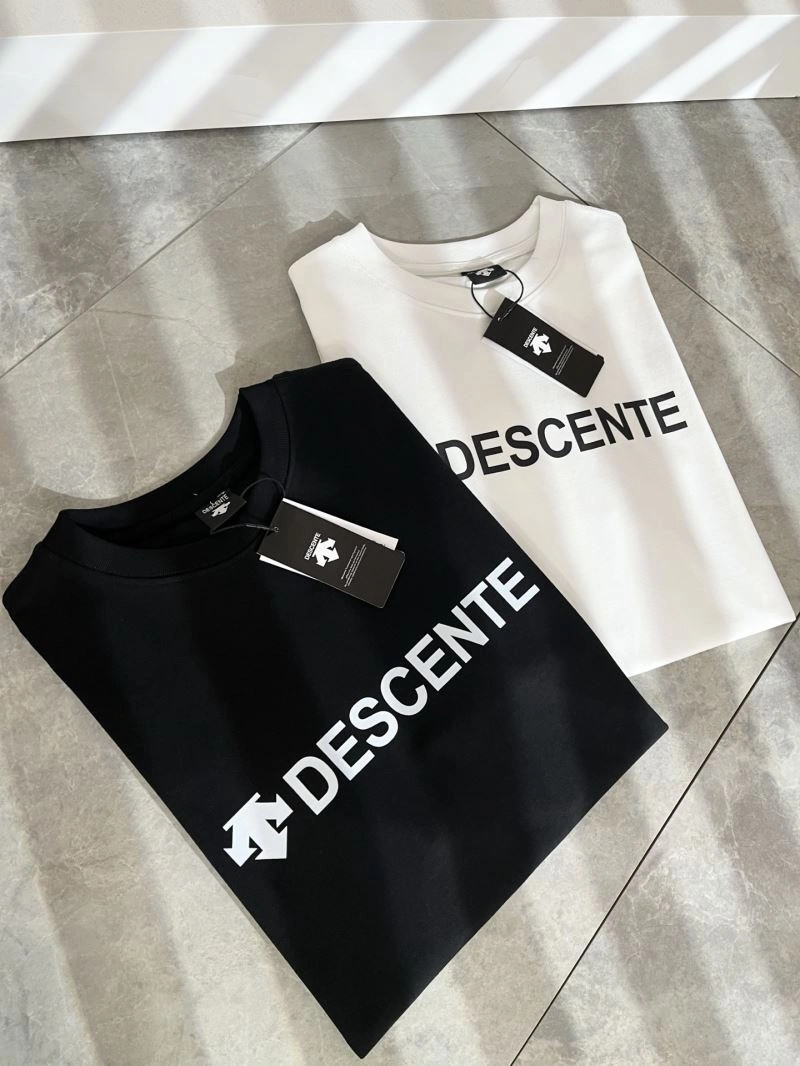 Top match Descente T-Shirts
