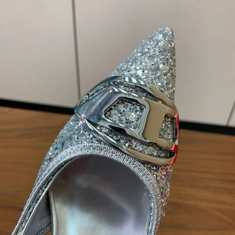 Low-cost Diesel Sandals