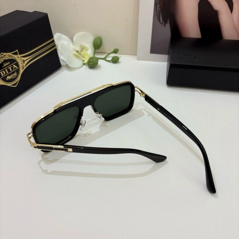 Top mirror Dita Sunglasses
