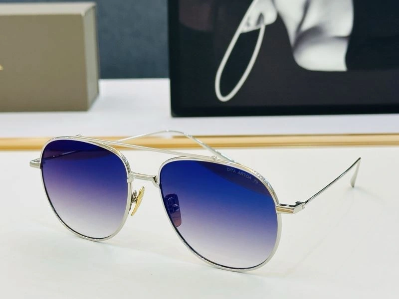 Top mirror Dita Sunglasses