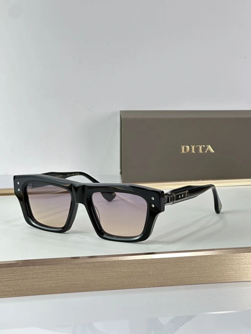Accurate model Dita Sunglasses