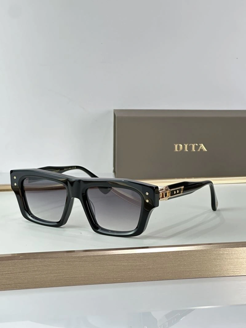 Accurate model Dita Sunglasses