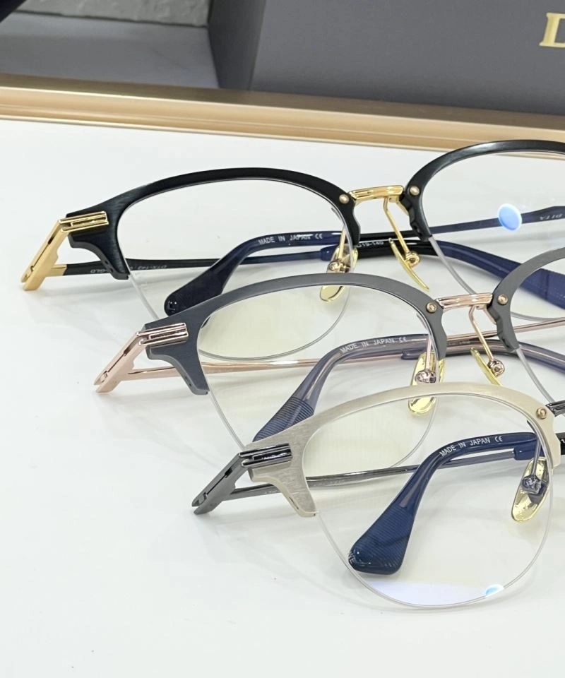 Accurate model Dita Sunglasses