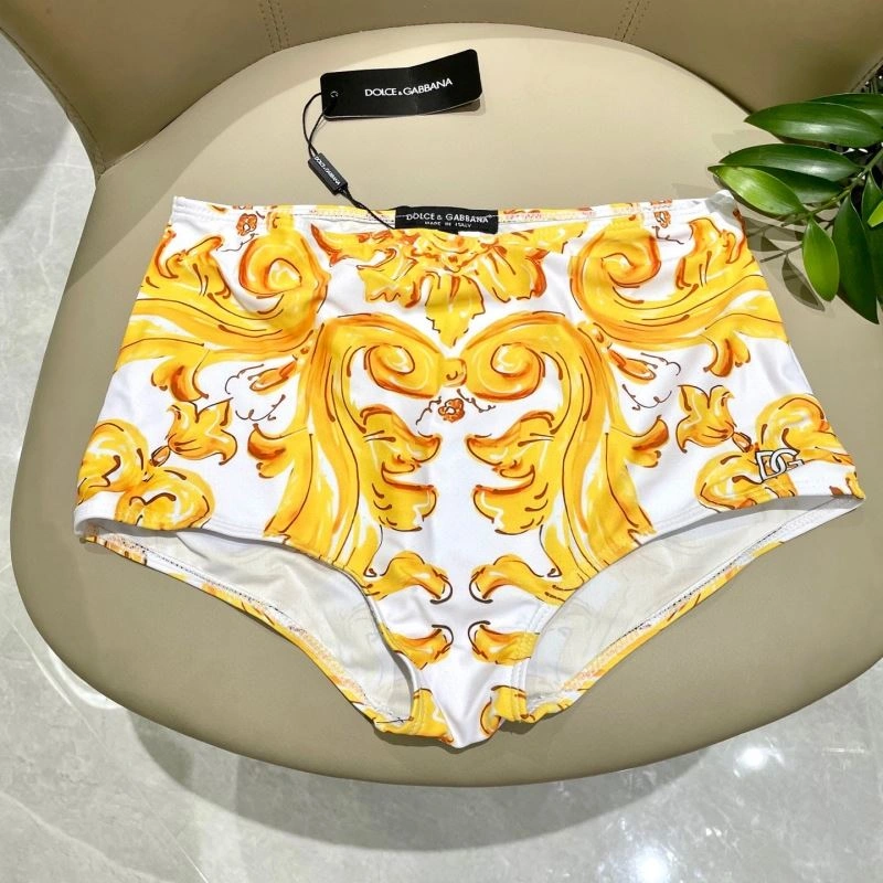 Top match Dolce Gabbana Bikins