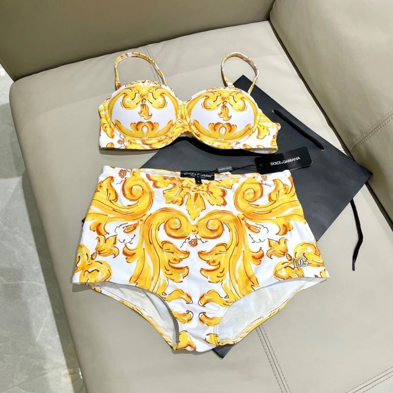 Top match Dolce Gabbana Bikins