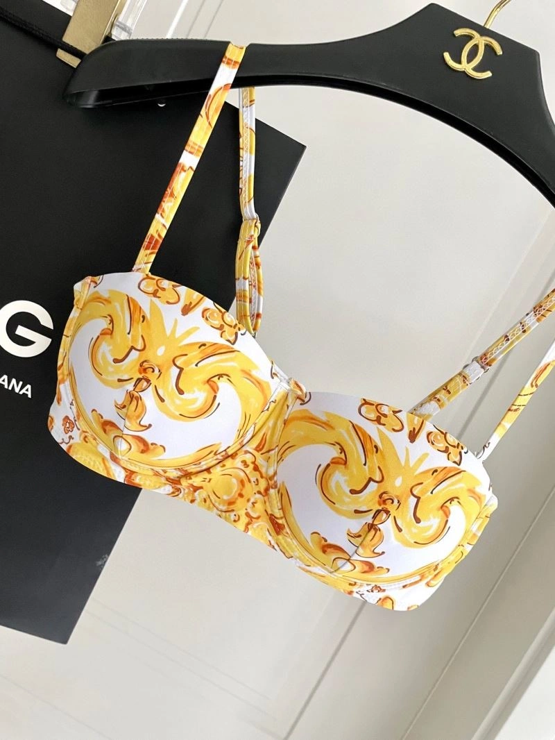 Top match Dolce Gabbana Bikins
