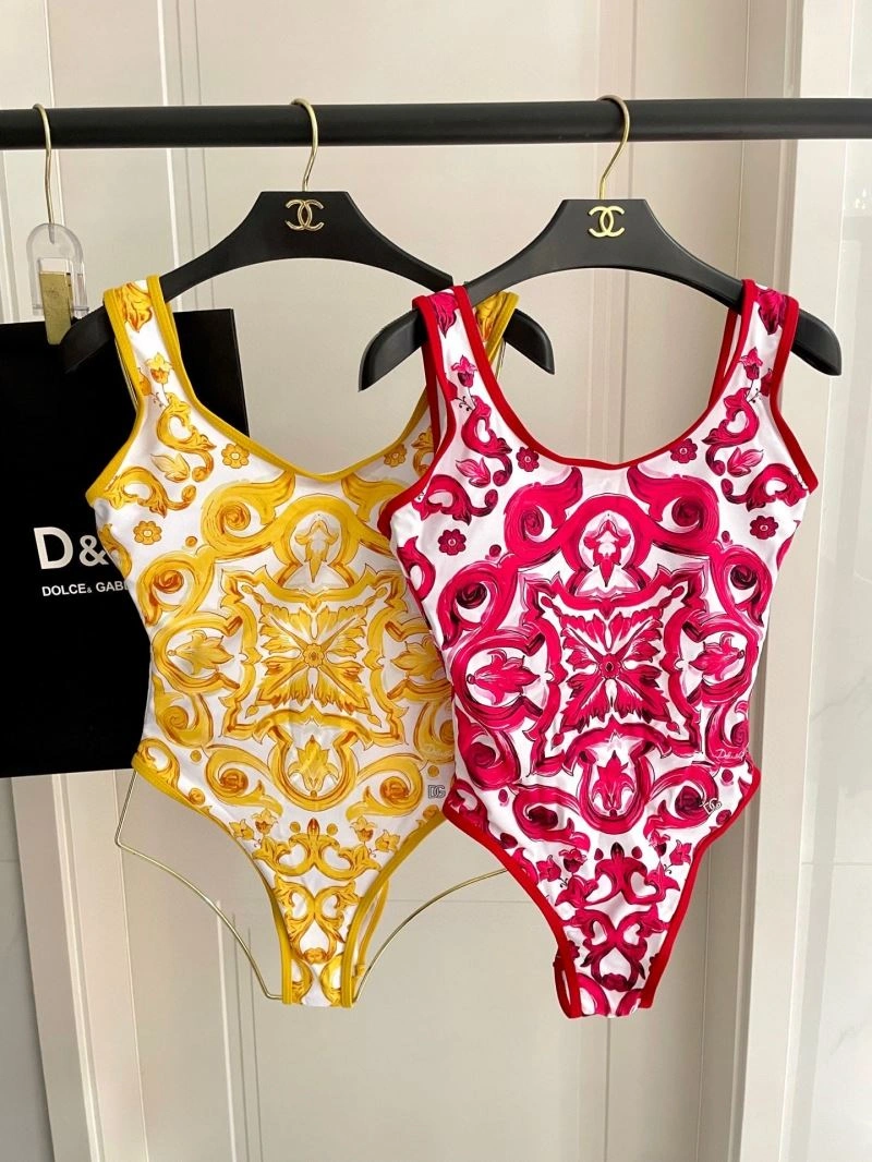 Top match Dolce Gabbana Bikins