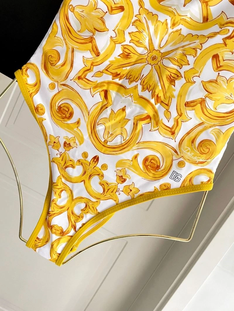 Top match Dolce Gabbana Bikins