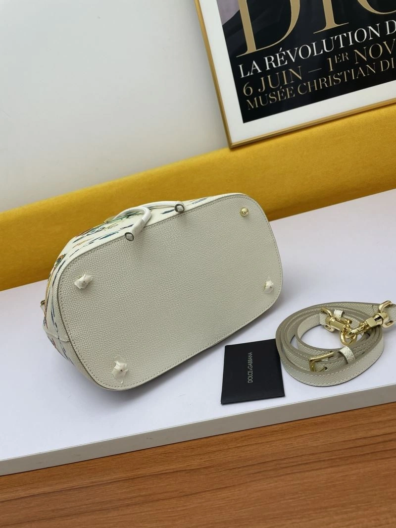 Top mirror Dolce Gabbana Bucket Bags