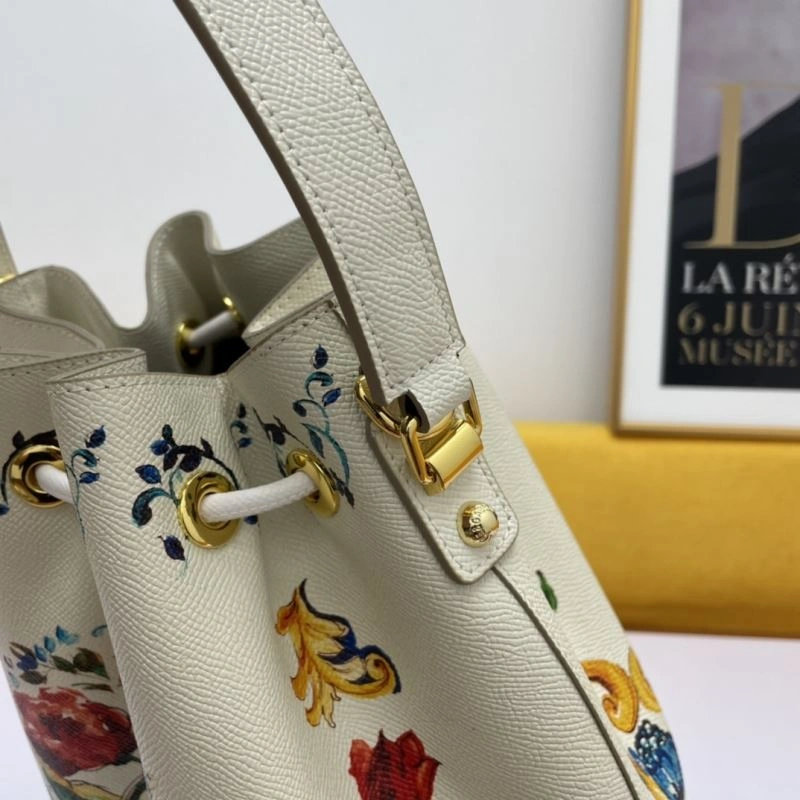 Top mirror Dolce Gabbana Bucket Bags