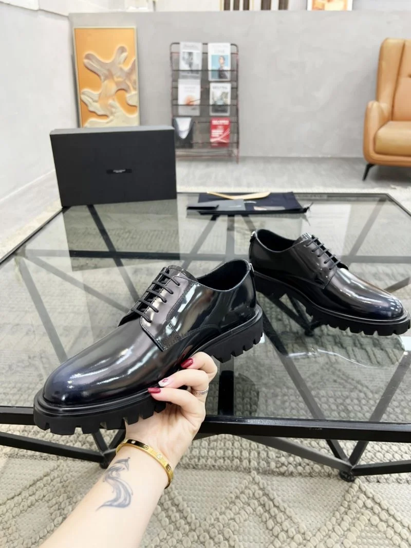 Value-priced Dolce Gabbana Business Shoes