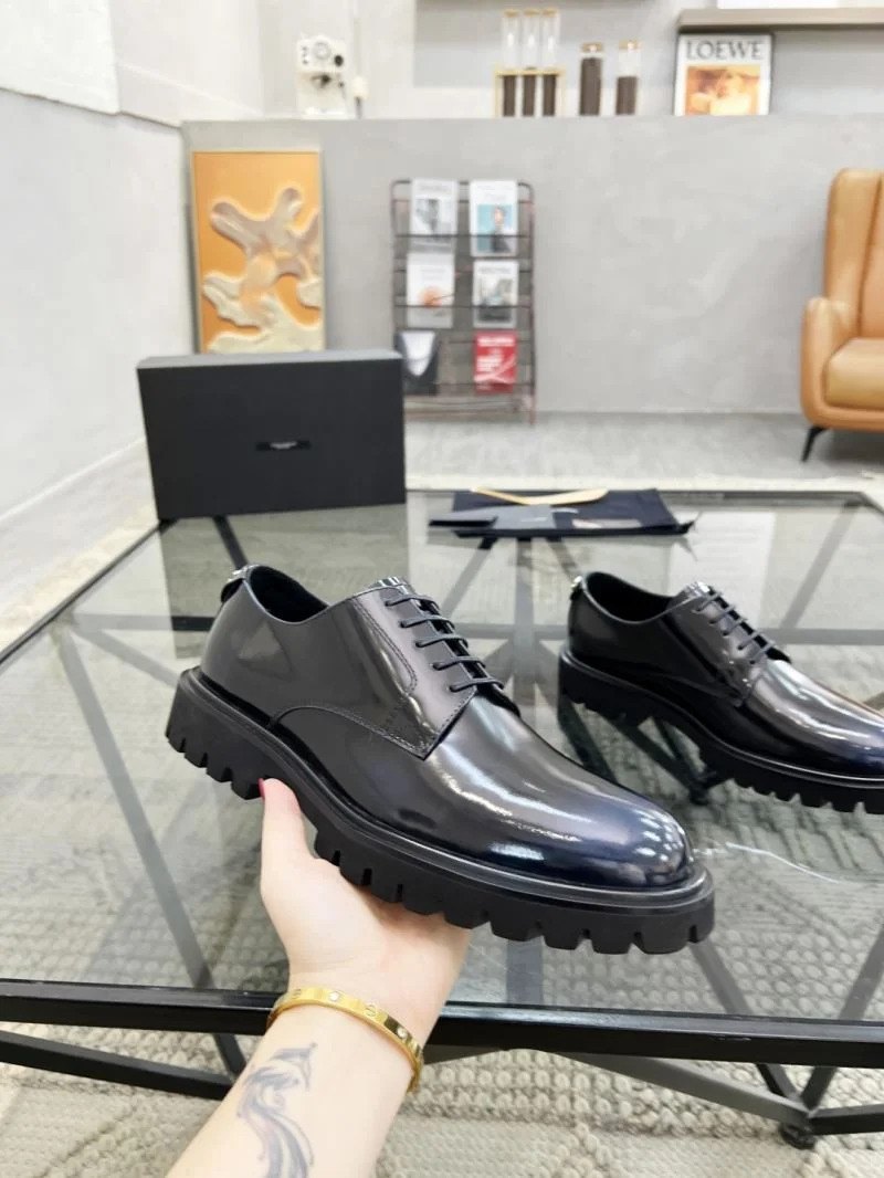Value-priced Dolce Gabbana Business Shoes