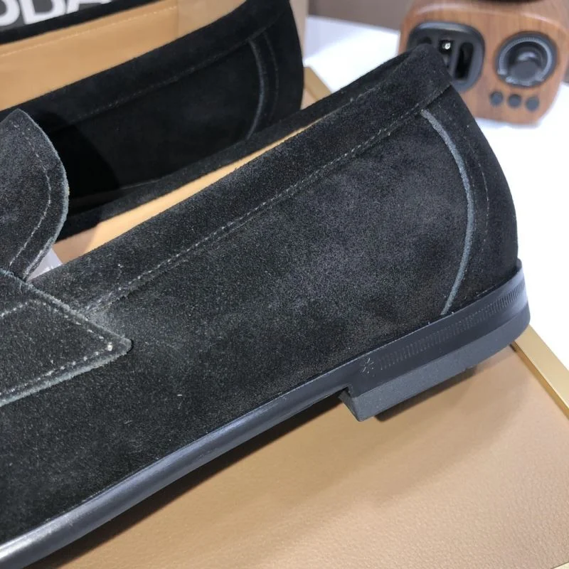 Budget-friendly Dolce Gabbana Business Shoes