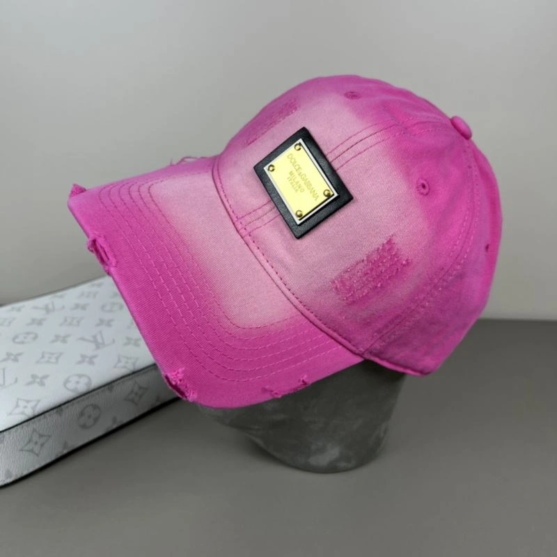 Indistinguishable Dolce Gabbana Caps