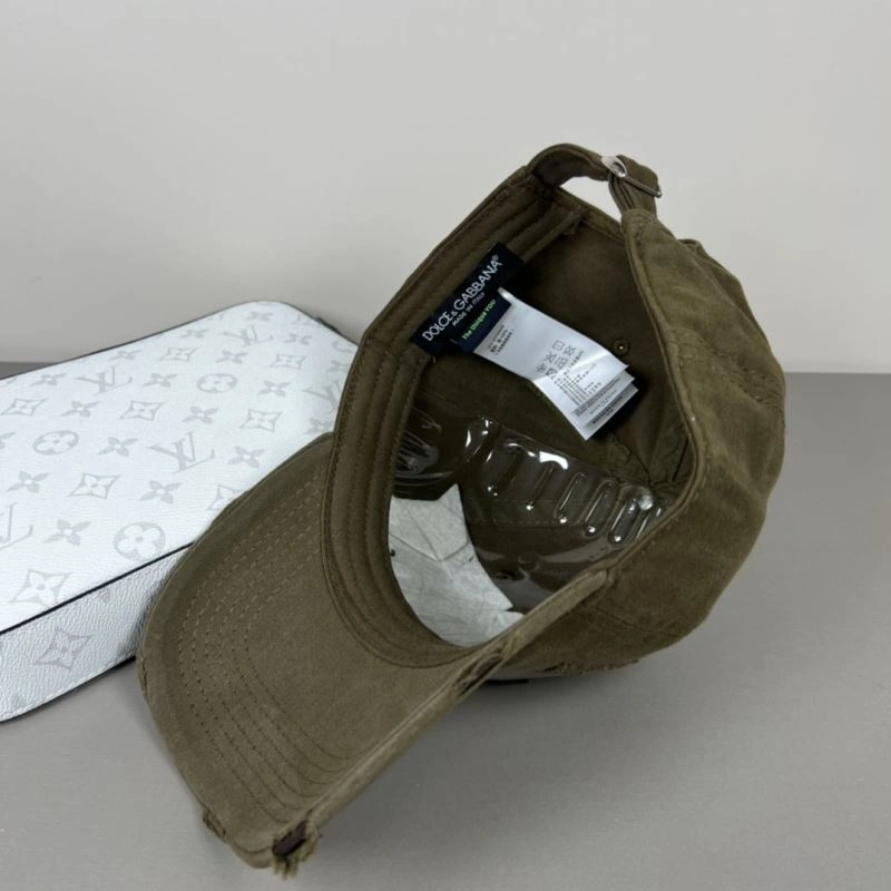 Indistinguishable Dolce Gabbana Caps