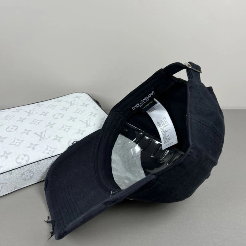 Top match Dolce Gabbana Caps