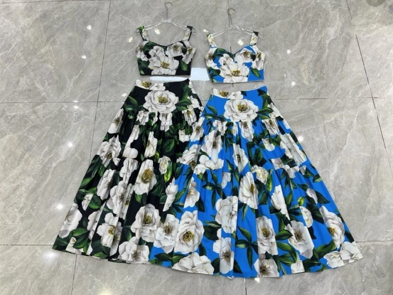 Authentic Dolce Gabbana Dress Suits