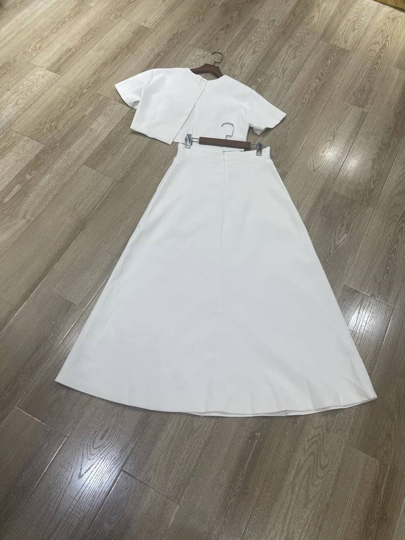 Economical Dolce Gabbana Dress Suits