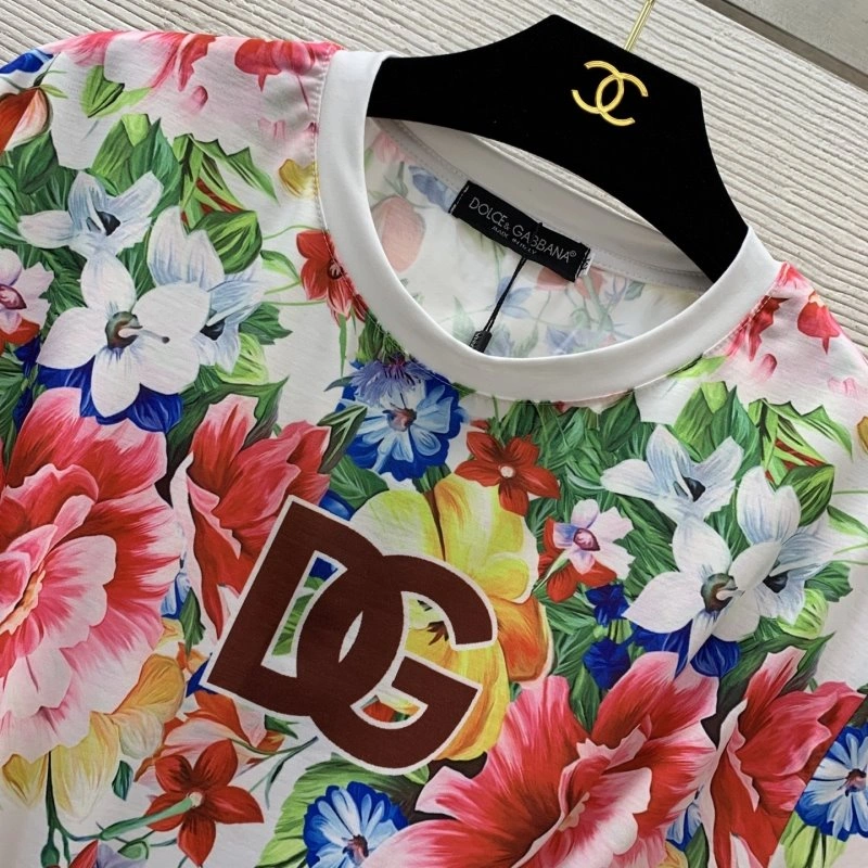 High fidelity Dolce Gabbana Dress Suits