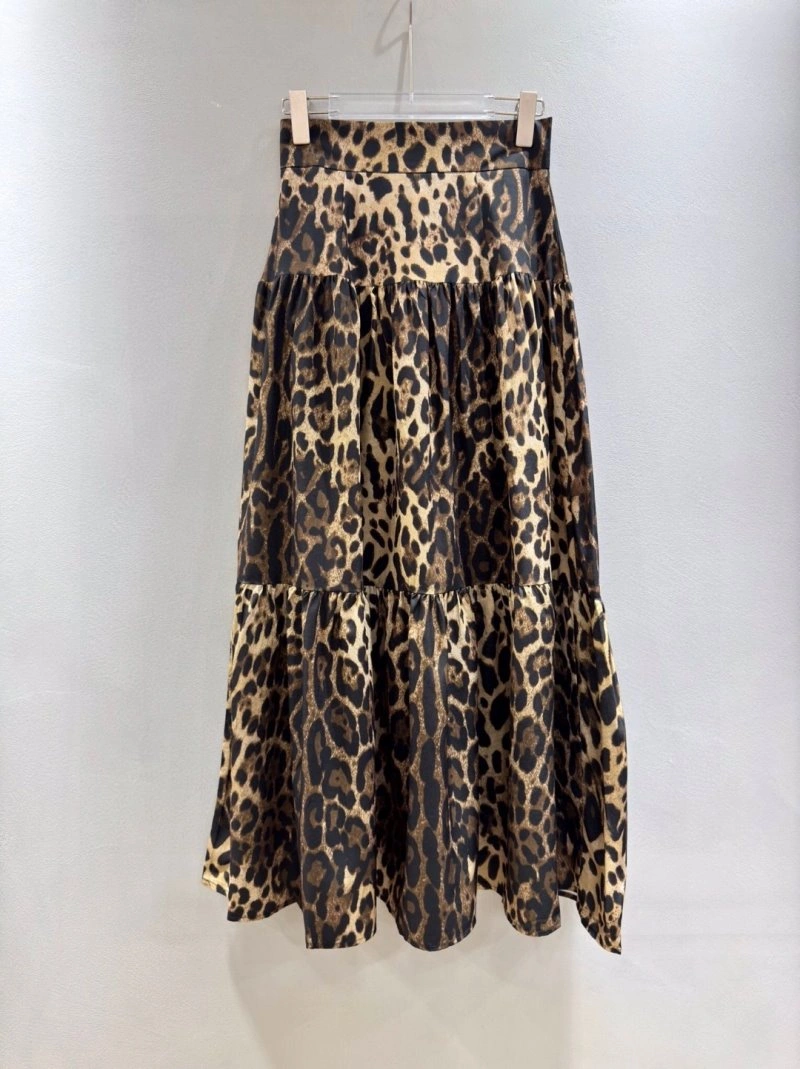 Reasonably priced Dolce Gabbana Dress Suits