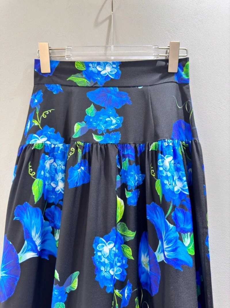 Top match Dolce Gabbana Dress Suits