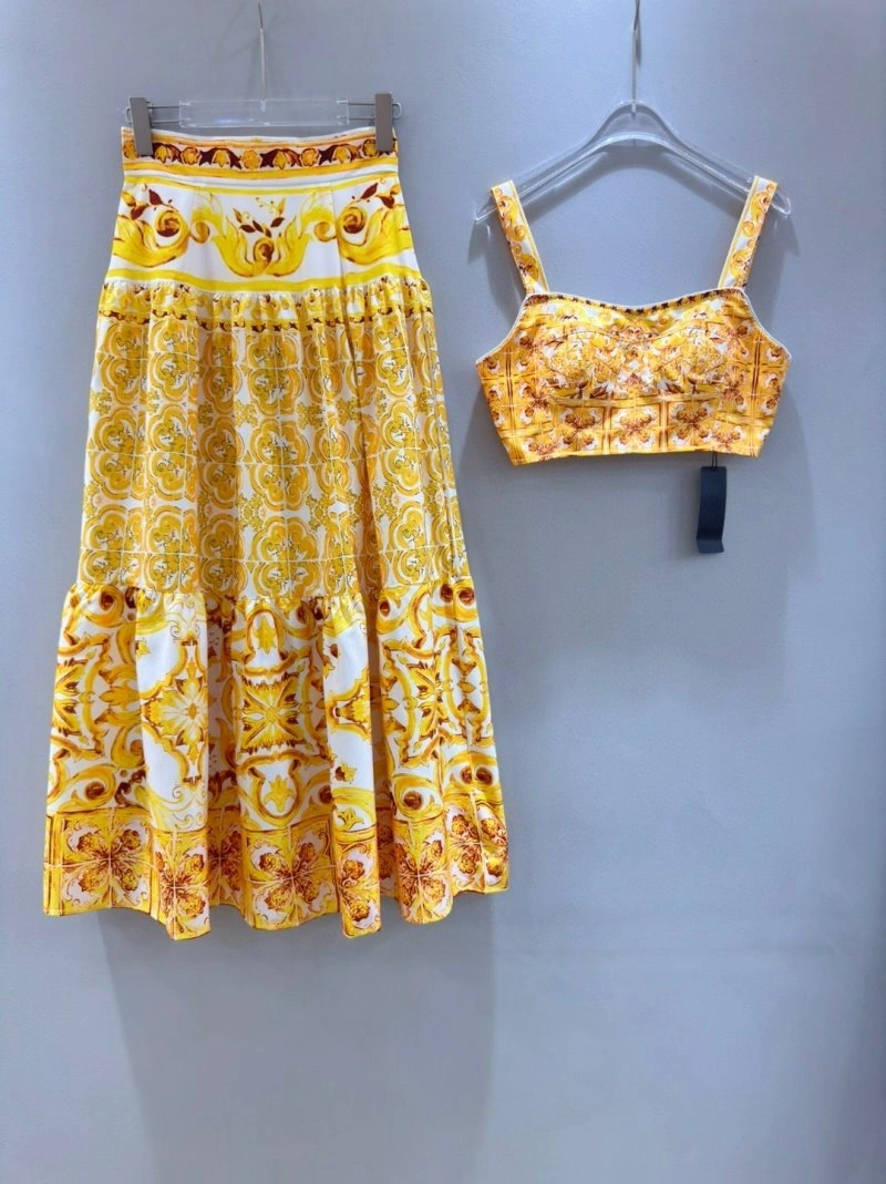 Economical Dolce Gabbana Dress Suits