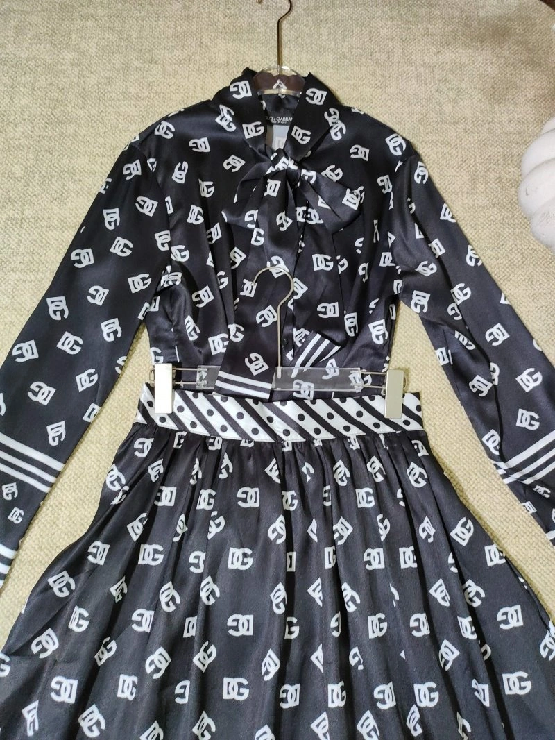 Top mirror Dolce Gabbana Dress Suits