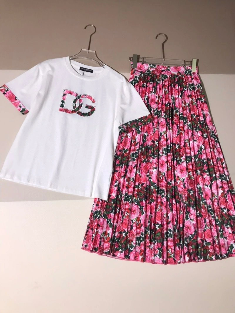 Economical Dolce Gabbana Dress Suits