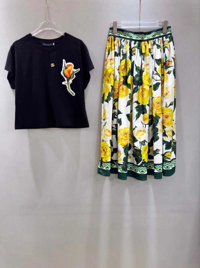 Dolce Gabbana Dress Suits