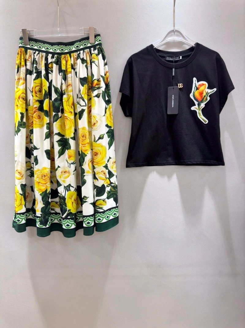 Top mirror Dolce Gabbana Dress Suits