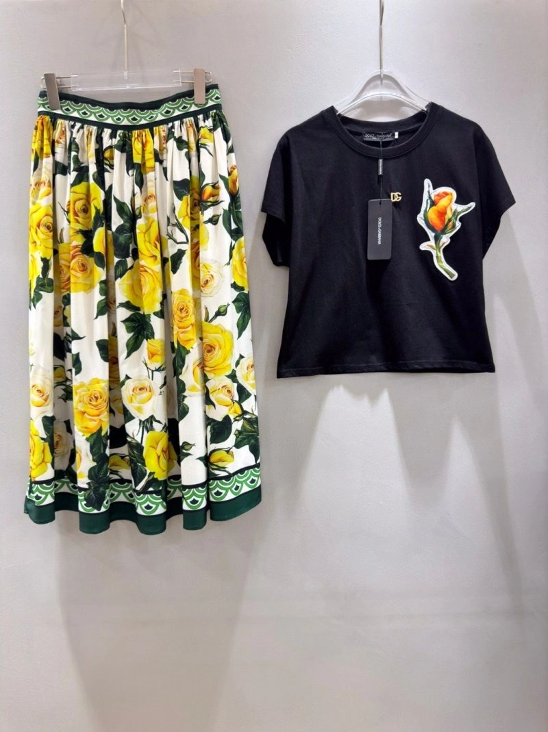 Top mirror Dolce Gabbana Dress Suits