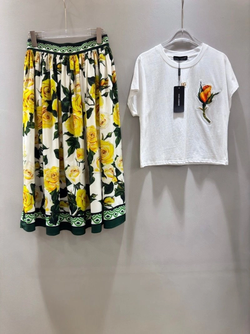 Top mirror Dolce Gabbana Dress Suits