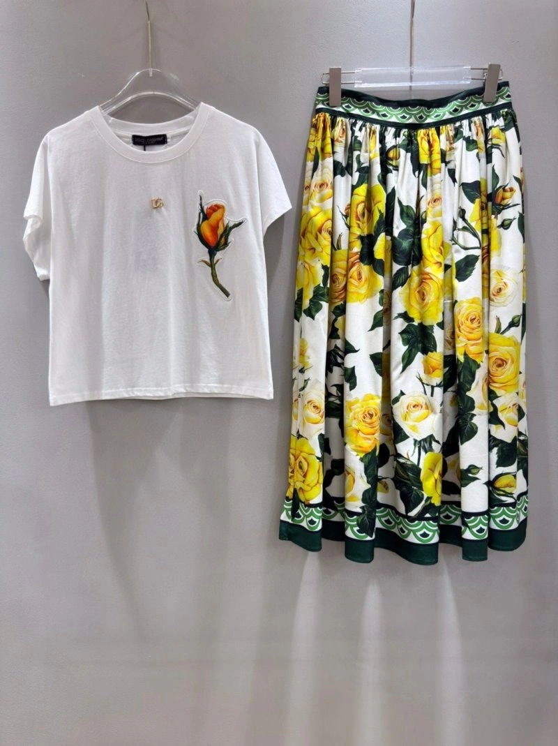 Top mirror Dolce Gabbana Dress Suits