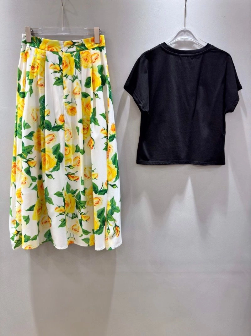 Indistinguishable Dolce Gabbana Dress Suits