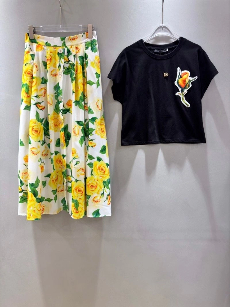 Indistinguishable Dolce Gabbana Dress Suits