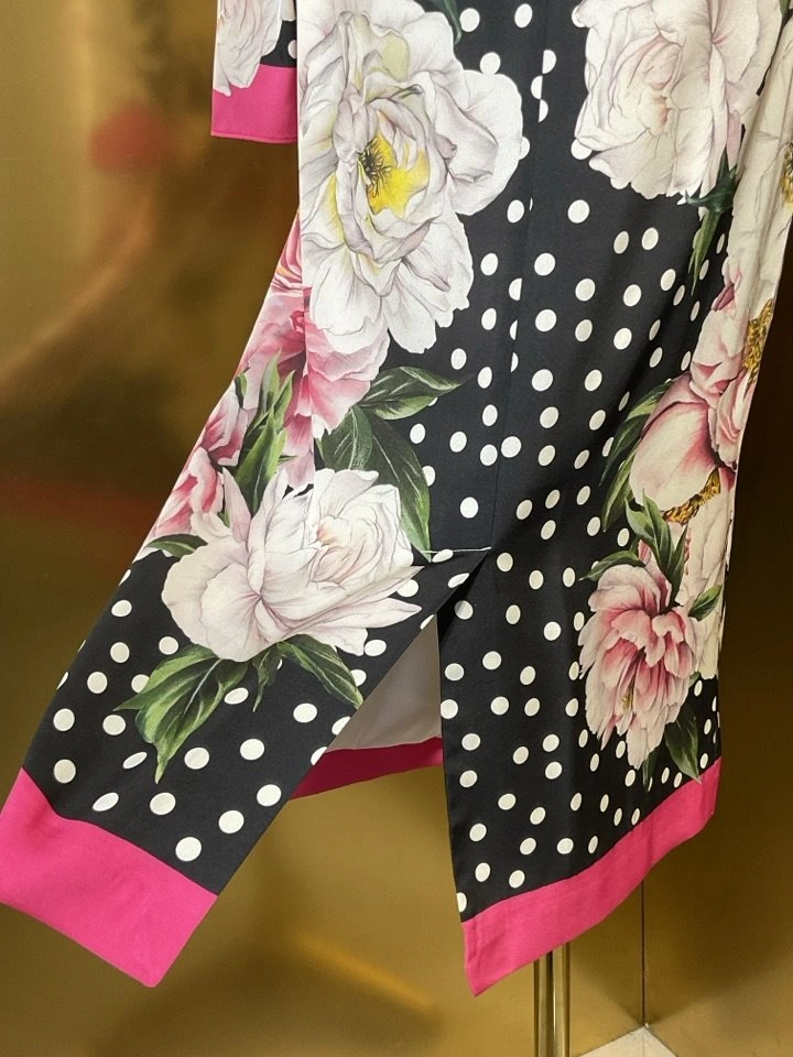 Accurate model Dolce Gabbana Dress