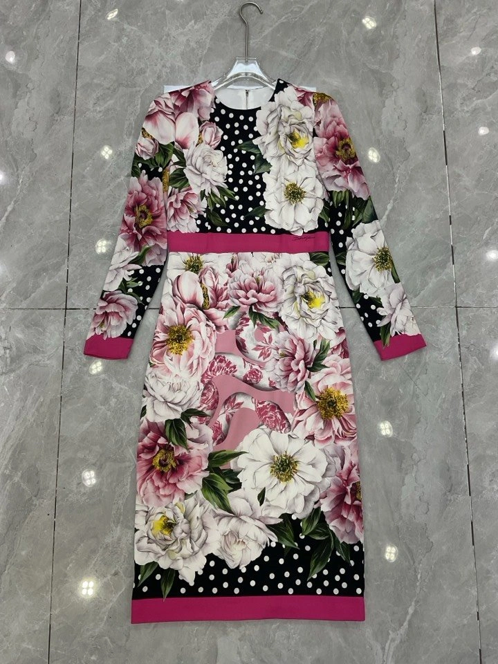 Accurate model Dolce Gabbana Dress