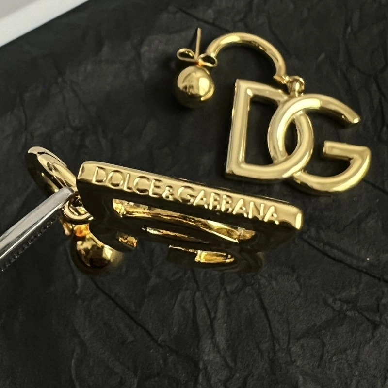 Top match Dolce Gabbana Earrings