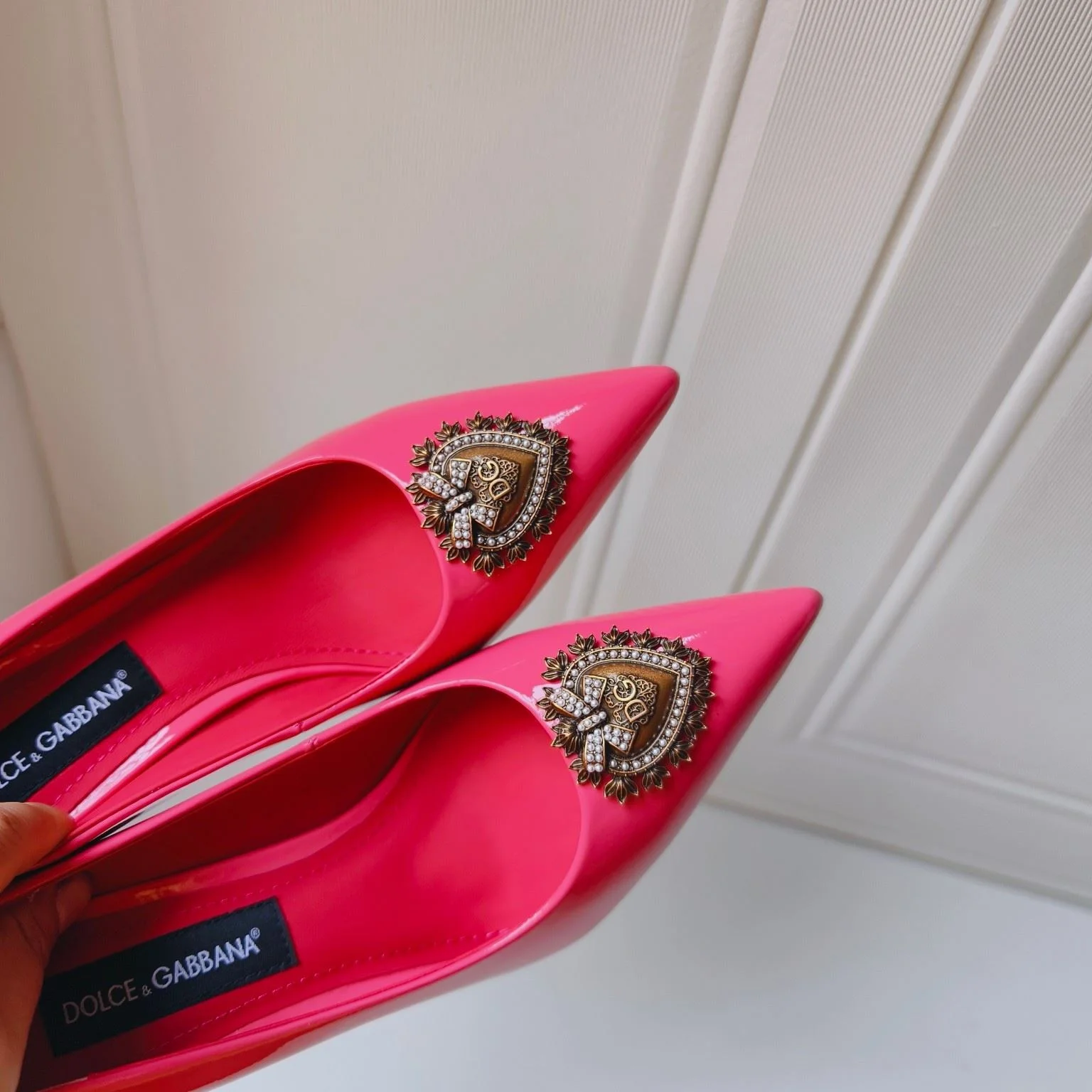 Accurate model Dolce Gabbana Heeled Shoes