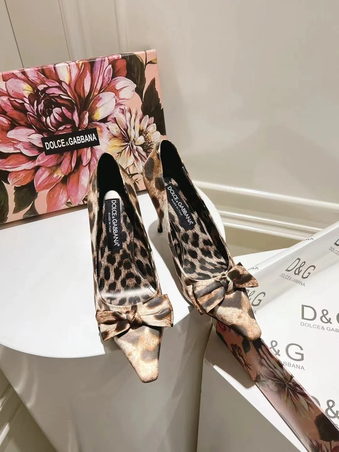 Indistinguishable Dolce Gabbana Heeled Shoes