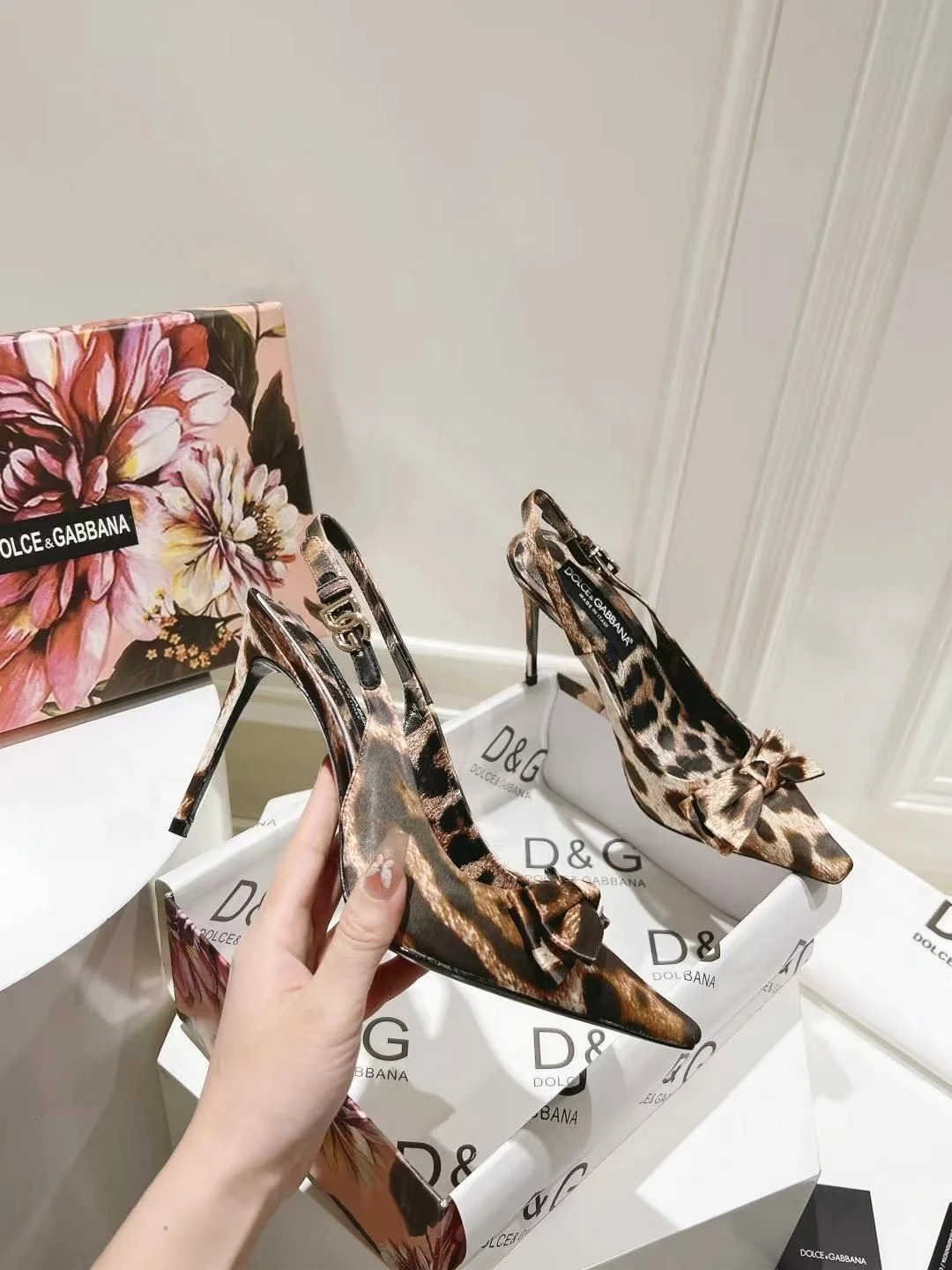 Affordable Dolce Gabbana Heeled Shoes