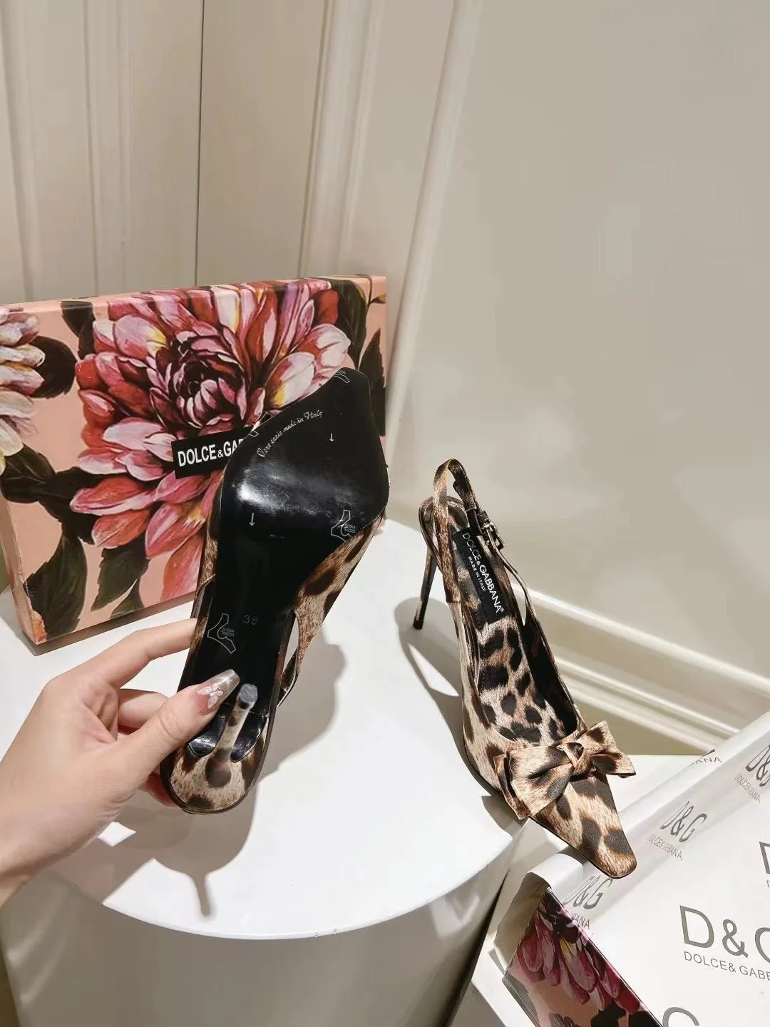 Affordable Dolce Gabbana Heeled Shoes
