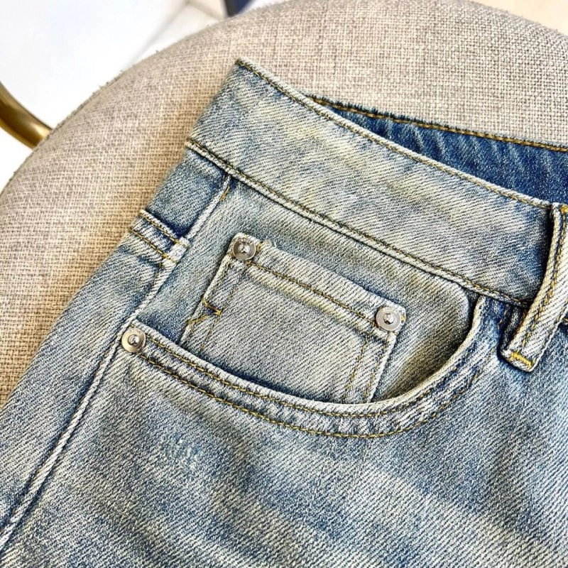 Cut-rate Dolce Gabbana Jeans