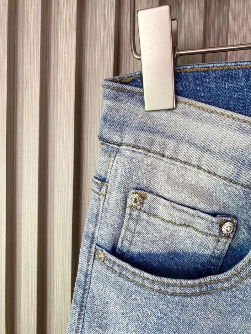 Low-cost Dolce Gabbana Jeans