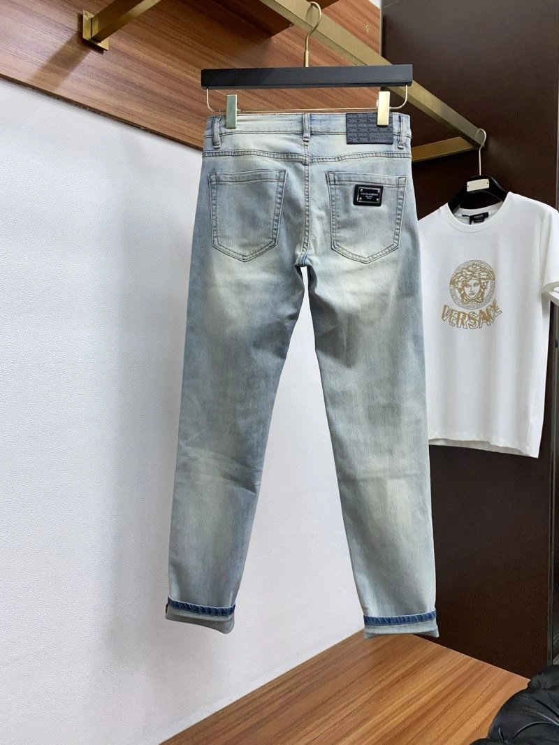 Low-cost Dolce Gabbana Jeans