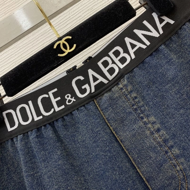 Top match Dolce Gabbana Jeans